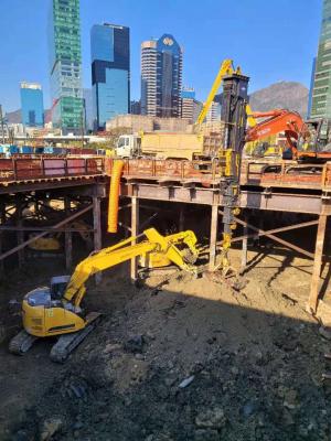 Cina Struttura d'acciaio di Rig Parts Clamshell Telescopic Arm della perforazione a rotazione della costruzione in vendita