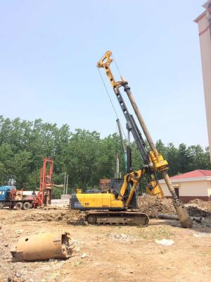 China Maximum Menigtedruk 90 de Hydraulische Roterende Opstapelende Installatie van KN KR80A met 28m Maximum Boordiepteboorgat Te koop