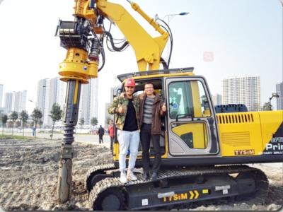 Cina Kr50a rotatorio Rig Machine Max Drilling Depth d'accatastamento idraulico 24m in vendita