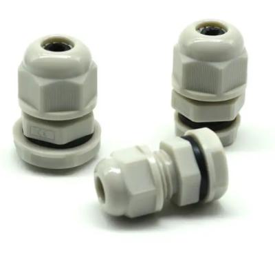 Cina Connettore impermeabile della ghiandola di cavo di cavo di RoHS IP68 del connettore di nylon di plastica della ghiandola in vendita