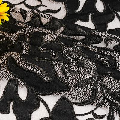 中国 カスタマイズされた水溶性のレースのギピールレースのレースのボーダー花の刺繍のレースのトリミング 販売のため