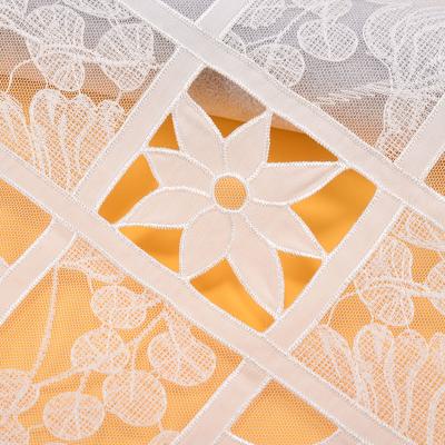 China Van de de Stoffen Franse Bloem van het polyester In water oplosbare Kant Chemische het Kantstof voor Kleding Te koop