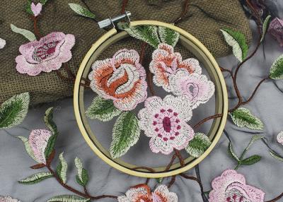Cina Il fiore grigio 3D del poliestere ha ricamato il tessuto del pizzo dall'iarda per signora Dress in vendita