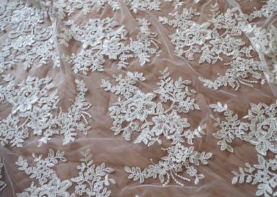 Cina Tessuto nuziale del pizzo del retro avorio del ricamo/tessuto Tulle di allungamento per i vestiti da sposa in vendita