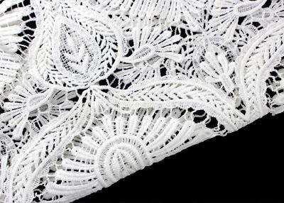 Cina Il tessuto pesante del pizzo del poliestere di Embroidey con l'azo della guipure DTM di Venezia del francese libera in vendita