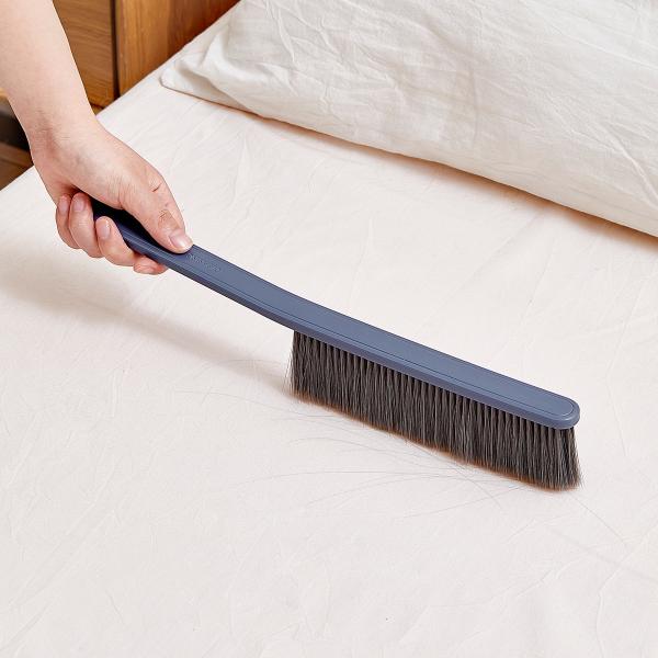 Quality Plastic Long Handle Soft Bristle Bed Dusting Brush Bed Cleaning Brush for sale