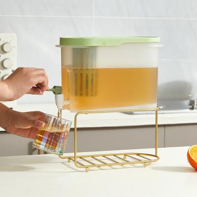 China 3.9L Cold Kettle with Faucet Large Capacity Double Filtration Space Save Drink Dispenser Water Jug Cold Water Pitcher for sale