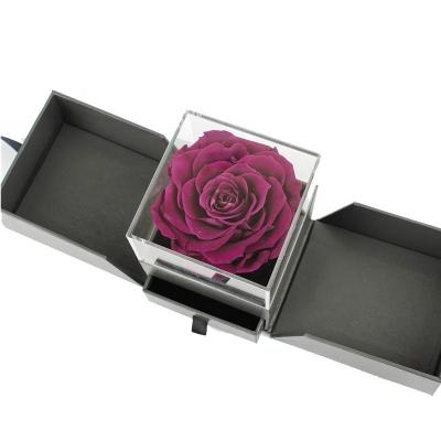Cina Fiori in una scatola, scatola su ordinazione aperta laterale dei biglietti di S. Valentino della decorazione di due Rosa in vendita