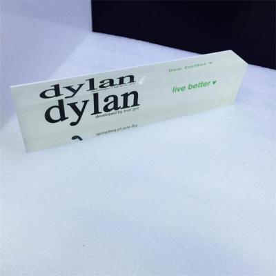 China 2017 transparent acrylic paperweight stand/ acrylic brand block for sale