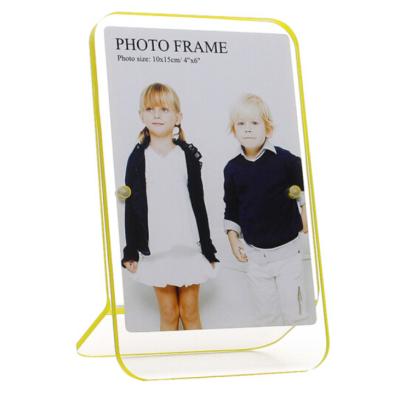 China Acrylic 4x6 Magnetic Photo Frame Plexiglass Picture Frame for sale