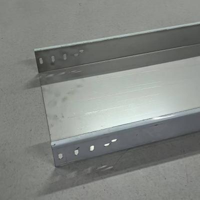 China Cabos elétricos de ferro inoxidável não combustíveis para instalação em parede ou suspensa à venda
