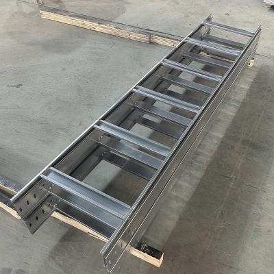 Cina Cable tray di tipo scala esterna con elevata resistenza alla corrosione 50 mm-200 mm di altezza in vendita