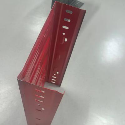 Cina Cable tray modellato resistente agli UV eccellente resistenza alla corrosione e gamma di temperature da -40°C a 120°C in vendita