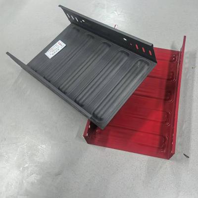 Cina Cable tray modellato resistente agli UV eccellente resistenza alla corrosione e gamma di temperature da -40°C a 120°C in vendita