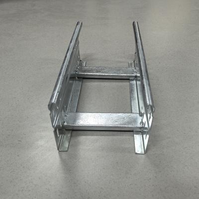 Cina Cable tray di immersione a caldo zincato resistente alla corrosione per impianti pesanti in vendita