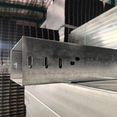 China Wire Mesh Cable Tray Hot Dip Galvanized 30-500mm Side Rail Wall Floor Mounted Perforated Cable Management for sale