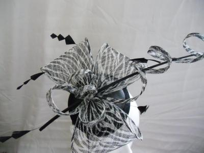 China Sinamay Black / White Ladies Fascinator Hats Quill Trim For Special Occasion for sale