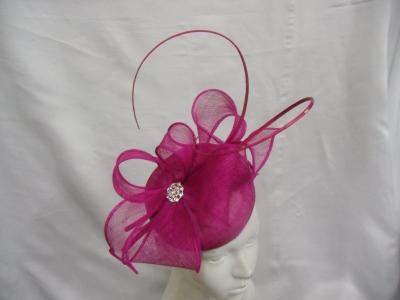 China Custom Fuchsia Ladies Fascinator Hats With Buckle , Feather Trimming for sale