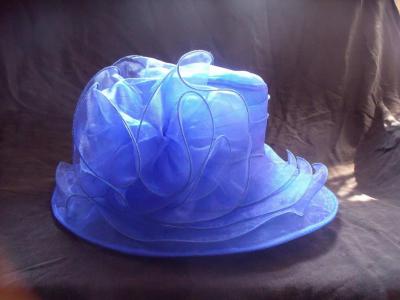 Cina Cappello alla moda dell'organza delle donne eleganti con 3 strati e grande fiore per il giorno normale, partito in vendita