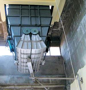 China Mud/ Slurry / Sludge/ Scum Hopper/Buket /Silo for Sludge Dewatering machine and Waste Managerment for sale