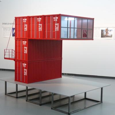 China Os anti jogos da casa do metal da casa pré-fabricada do terremoto personalizaram o quadro da construção de aço com balcão aberto à venda
