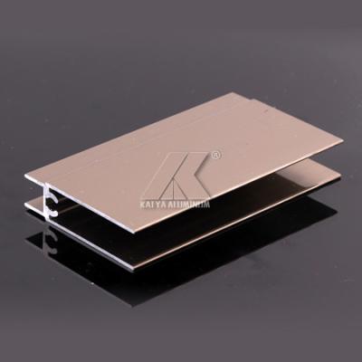 China 1.1mm Thick Wardrobe Aluminium Profile Not Easy Rusty Metal High Hardness for sale
