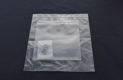 China reusable 2mil transparent  plastic reclosable  ziplock bags moistureproof resealable bag for sale