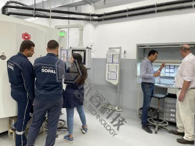 Cina Macchina per rivestimenti decorativi PVD, colore oro PVD, colore blu PVD in vendita