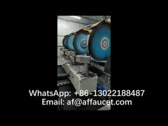 A maquinaria industrial automatizada de bronze liga de zinco, trava a máquina de polonês do metal dos botões