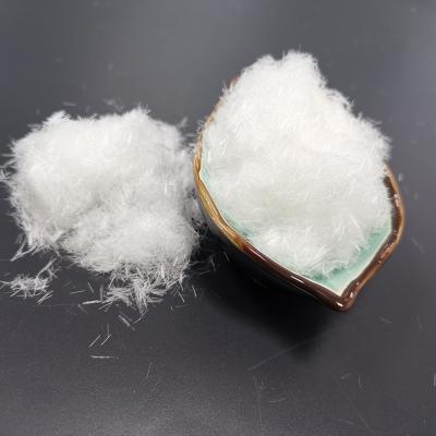 Cina Fibra antideflagrante in polietilene a basso punto di fusione da 30 micron per materiali refrattari in vendita