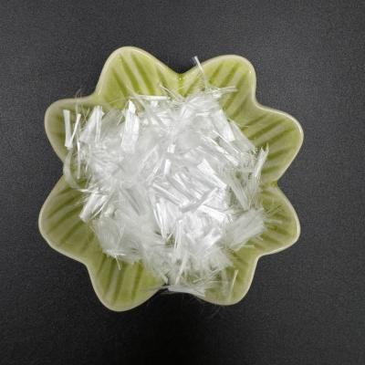Cina PP monofilamento 110F Fibra ad alta resistenza additivo per cemento di calcestruzzo per la costruzione in vendita