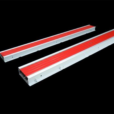 China IP68 Low Voltage Bus Duct Trunking System Fire Resistant Aluminium Bus Duct for sale