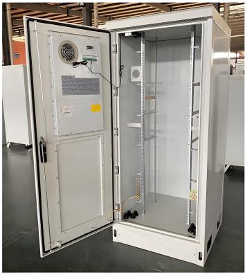 China 200kWh Outdoor Battery Energy Storage Cabinet with IP55 Protection - 1300x680x680mm to 2100x950x950mm Sizes for sale