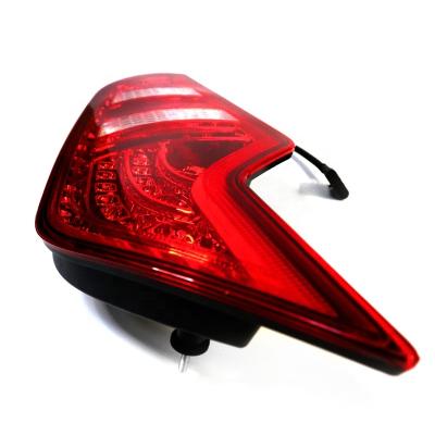 China IP65 Waterproof & Dustproof Truck Rear Tail Light Assembly with High-Transparent Anti-Aging PC Plastic for Direct Replacement for sale