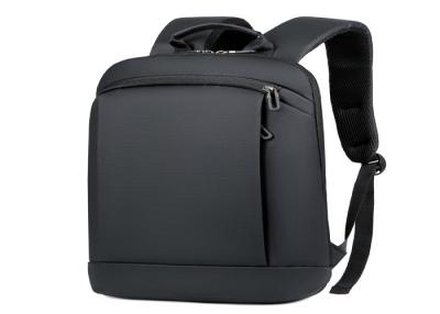 中国 旅行のためのカジュアルな注文のラップトップのバックパック 20L 25L の軽量 販売のため