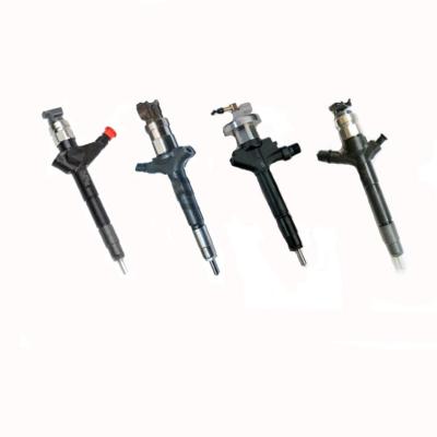 China Auto Parts Genuine diesel common rail injector 095000-5320, 095000-5321 095000-5323 for Coaster 23670-79035, 23670-79036 en venta