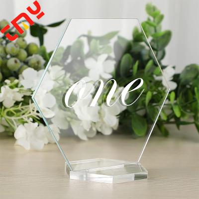 China Custom Acrylic Table Numbers Stand Name Place Cards Restaurant Luxury Decoration Wedding Welcome Table Sign With Holder for sale