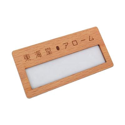 China Wooden Window Name Badge with Bamboo Decoration - European Folk Art Style Business Gift, Factory Price & Custom Logo for sale