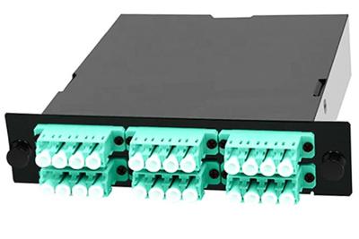 中国 LCのクォード多モード24繊維MTP MPOカセットは6つの港十分に青い水に荷を積んだ 販売のため