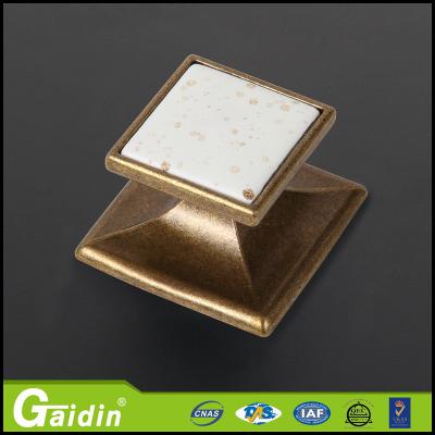 China aluminium anodized die cast kitchen cabinet drawer window door pull handles for sale