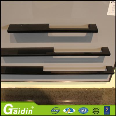 China bedroom kitchen accessories powder coated foggy siver aluminum furniture handle for sale