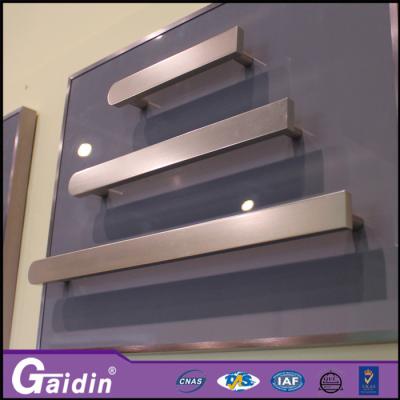 China bedroom wardrobe kitchen accessories contemporary foggy siver aluminum furniture handle for sale