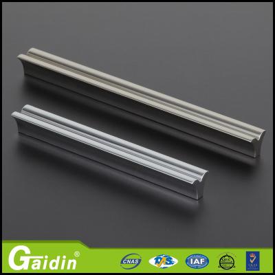 China Trade assurance wardrobe kitchen accessories foggy siver 96mm aluminum furniture handle for sale
