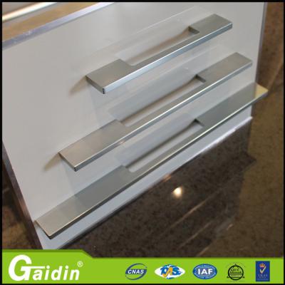 China bathroom drawer 128mm shining electrophoresis economy aluminum cabinet handle for sale