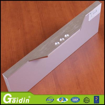 China foggy silver aluminum kitchen cabinet handle for sale