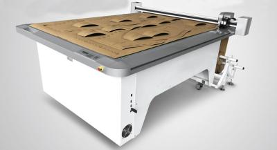 China cheap price Garment PATTERN Flatbed Inkjet Cutting Plotter for sale