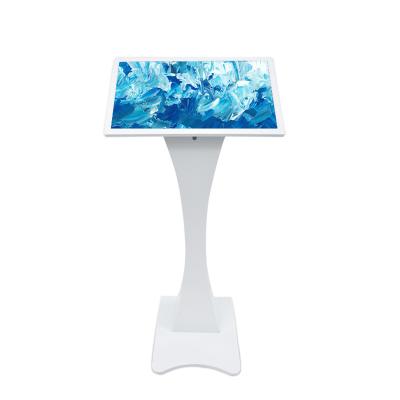 China IP45 32 Inch Indoor Digital Signage LCD Display Screen With 250Nits Brightness for sale