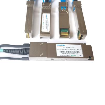 中国 100G QSFP28 to 4xSFP28 850nm AOC Cable 7M 販売のため
