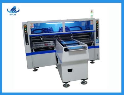 Cina Principale non fissi la macchina flessibile 200kcph di disposizione di SMT della cinghia della lampada in vendita