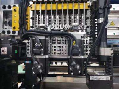 Cina Una lampadina di 10 teste LED che rende a macchina l'alte scelta della macchina fotografica di Precion 2Pcs e macchina del posto in vendita